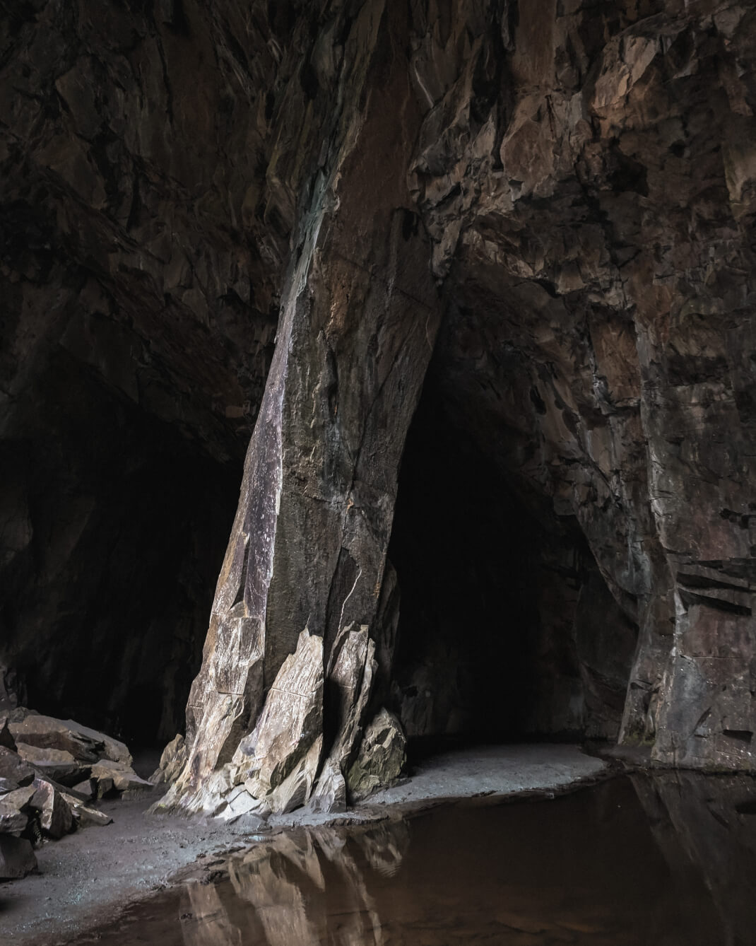 Cathedral Cavern | James Cleaver Photography